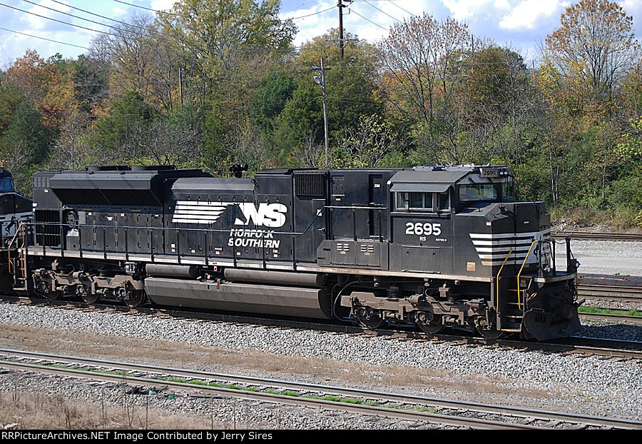 NS 2695